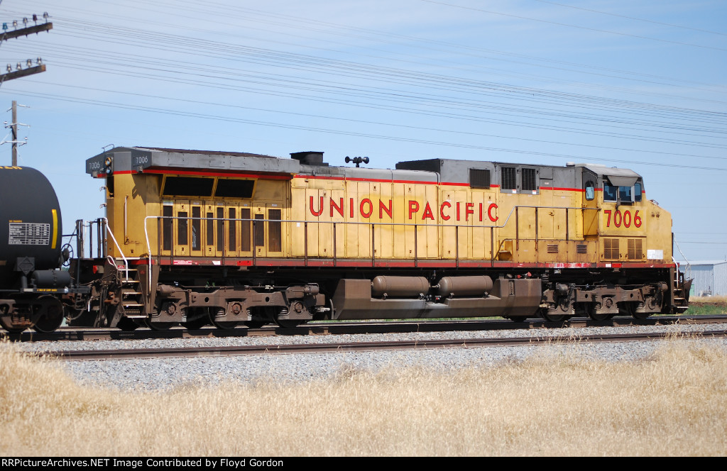 UP 7006 as DPU on UP east bound freight
